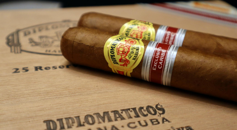 Buy Regional Edition Cuban Cigar Online | Diplomáticos - Reserva ...